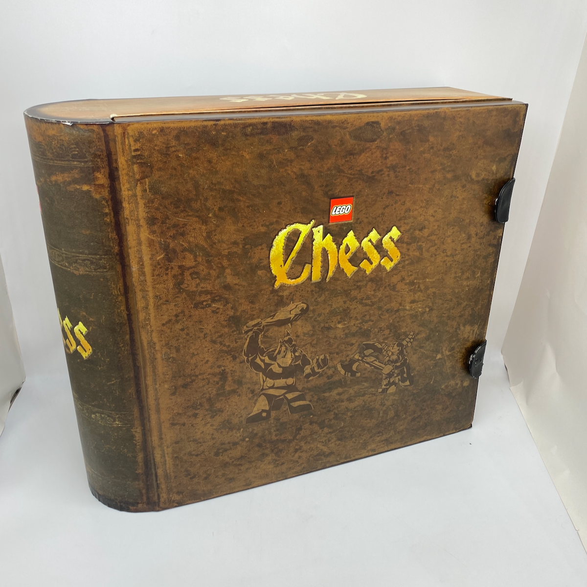 852293 Fantasy Era Castle Giant Chess Set (U) – Bricks & Minifigs ...